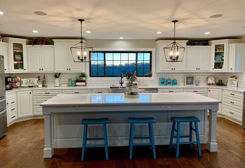 Kitchen Cabinets - PT Signature Cabinetry